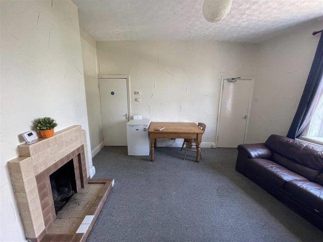 55 Pickmere Road, Crookes, Sheffield, S10 1GY