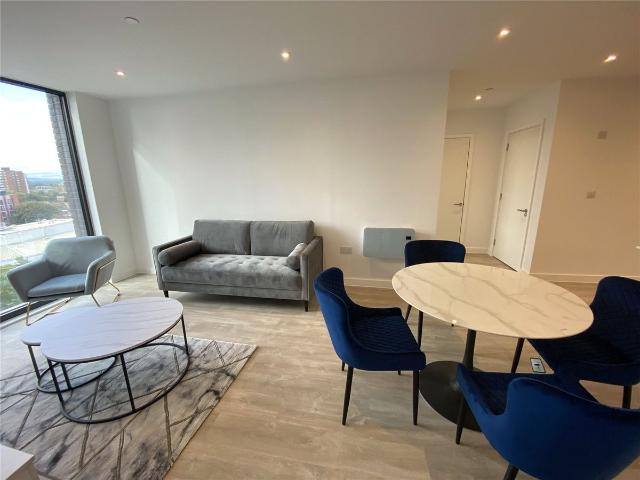 55 Queen Street, Manchester, Salford M3, 2 bed flat to rent, £1,450 pcm | PrimeLocation