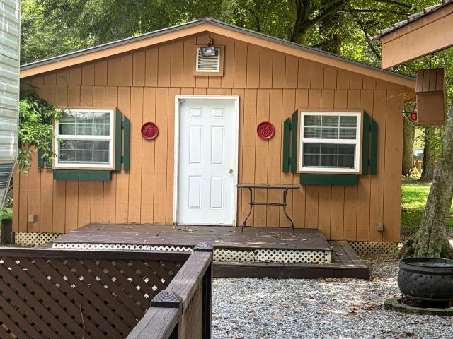 55 Riverside Pl Place