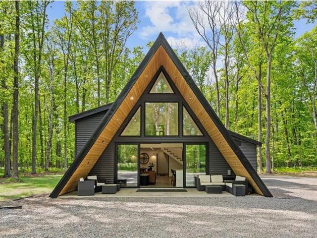 55 Rolling Oaks Dr, Bruno, MN 55712