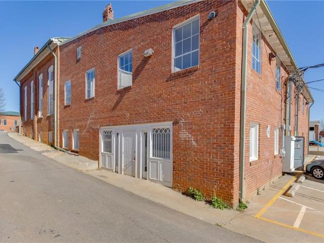 55 Scott Street 200