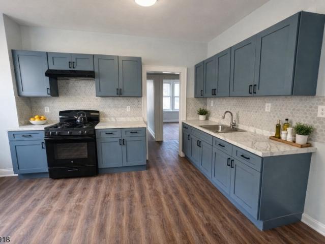 55 Schley St # 3