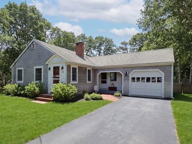 55 Scholl Ave, Yarmouth, MA 02673