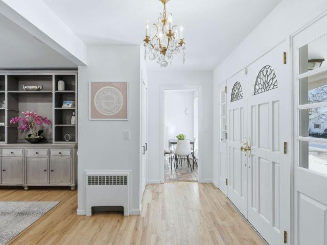 55 Somerset Dr