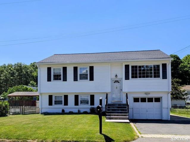 55 Sleepy Hollow Dr, Danbury, CT 06810