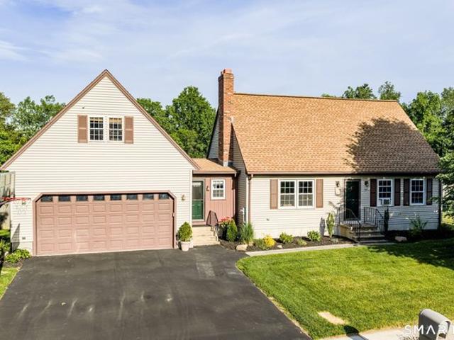55 Spruceland Rd, Enfield, CT 06082