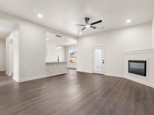 55 Springtree Circle