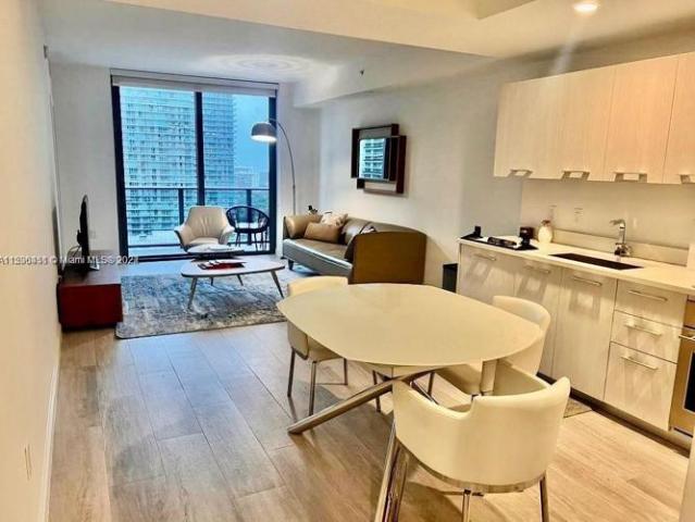 55 SW 9th St #2205, Miami, FL 33130