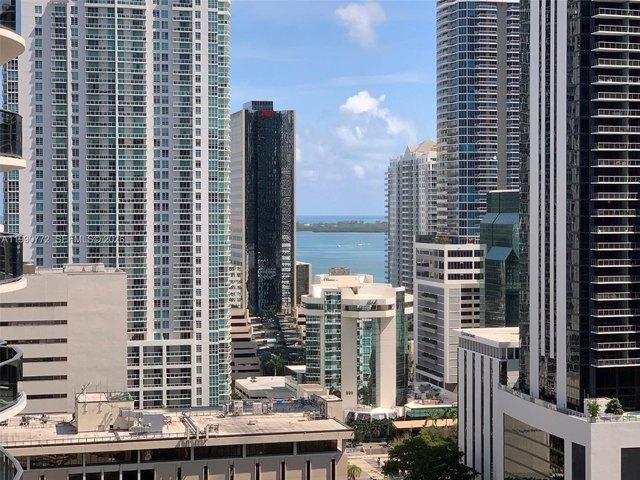 55 SW 9th St Apt 2003, Miami, FL 33130