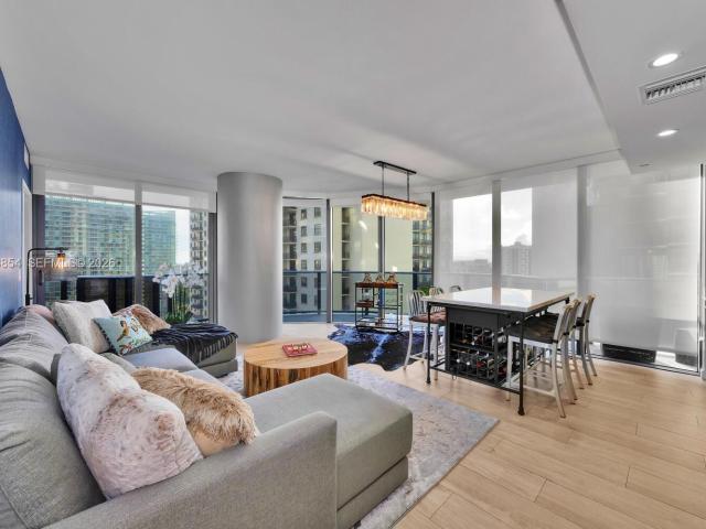55 SW 9th St, Unit 2406, Miami, FL 33130 | MLS #A11953