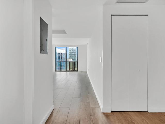 55 SW 9th St, Unit 3504, Miami, FL 33130 | MLS #R11104 | Compass