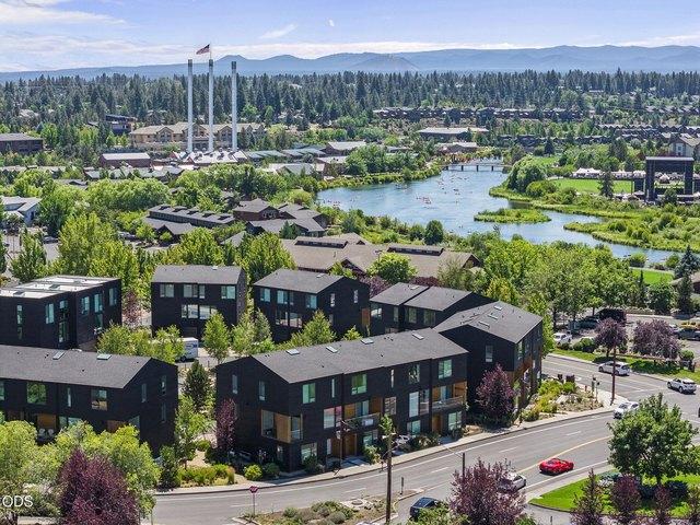 55 SW Wall St Unit 16, Bend, OR 97702