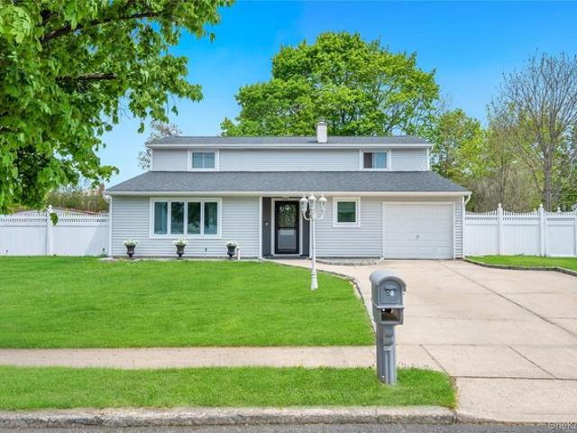 55 Starfire Dr, Centereach, NY 11720