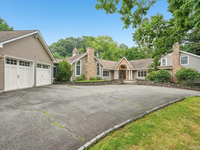 55 Strawtown Rd, New City, NY 10956