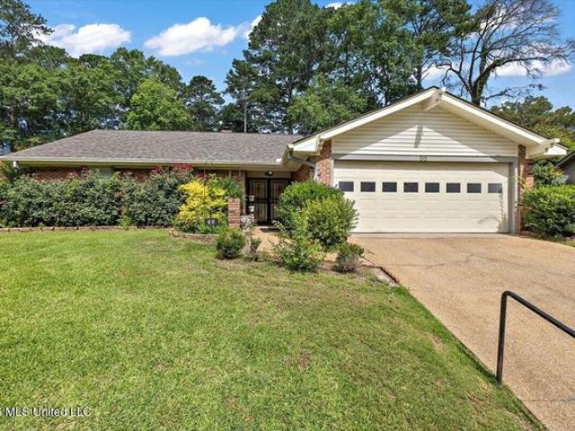 55 Sunline Dr, Brandon, MS 39042