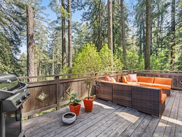 55 Sylvan Way, Woodacre, CA 94973 | MLS #326021