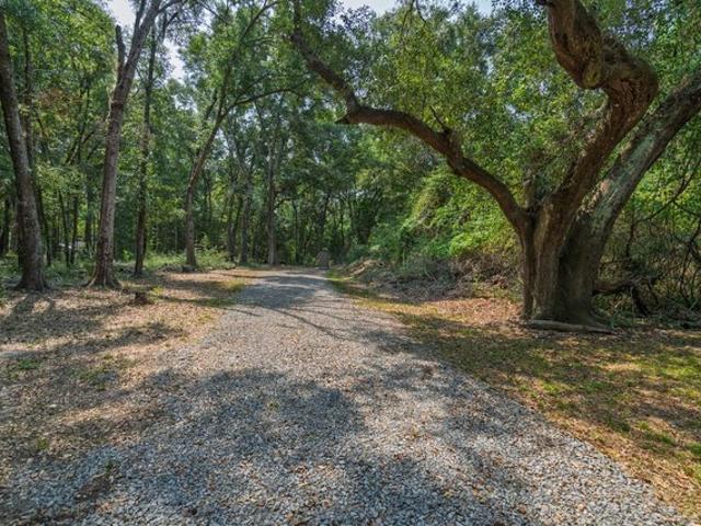 5/5A Shell House Rd, Edisto Island, SC 29438