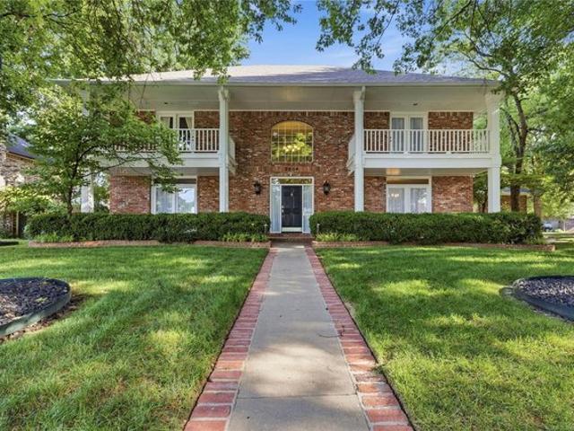 5604 E 101st Pl, Tulsa, OK 74137