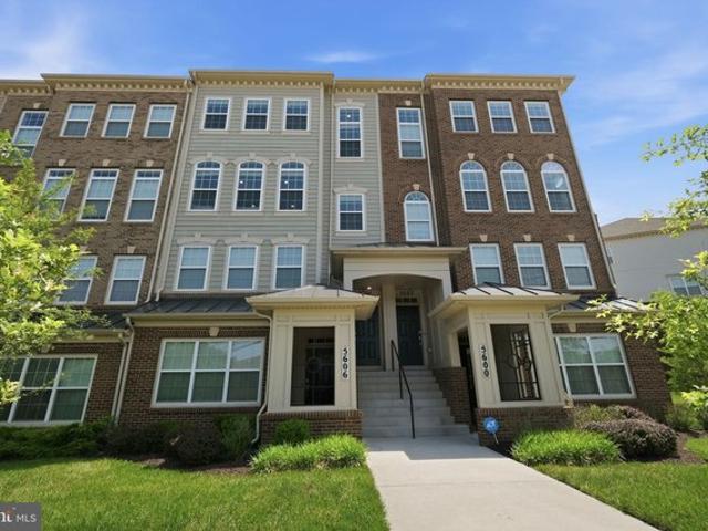 5604 Lanteen St, Lanham, MD 20706