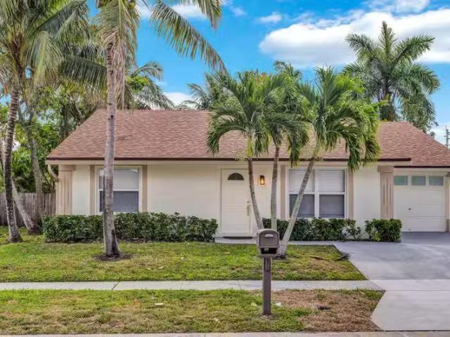 5604 Priscilla Ln NE, Lake Worth, FL 33463 MLS RX 11084638