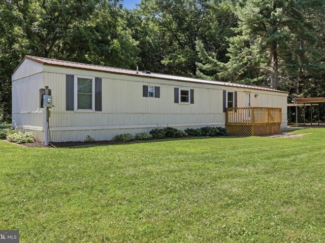 5604 White Church Rd, Shippensburg, PA 17257