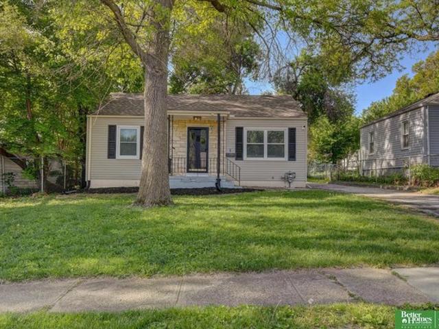 5605 Manderson St, Omaha, NE 68104