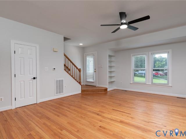 5605 Beacon Hill Drive