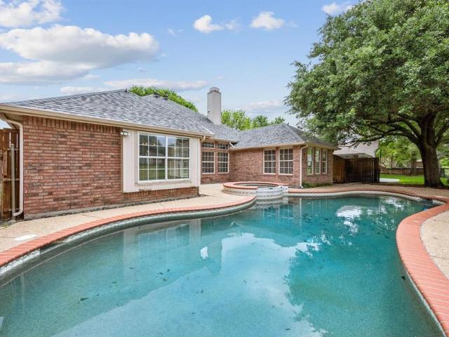 5605 Belle Chasse Lane