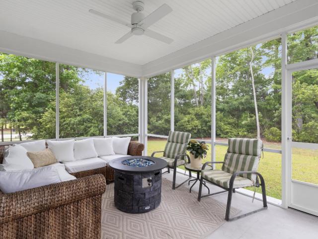 5605 Canary Island Ct