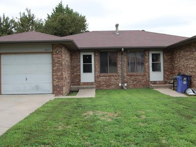 5605 5 Salt Valley View St, Lincoln, NE 68512