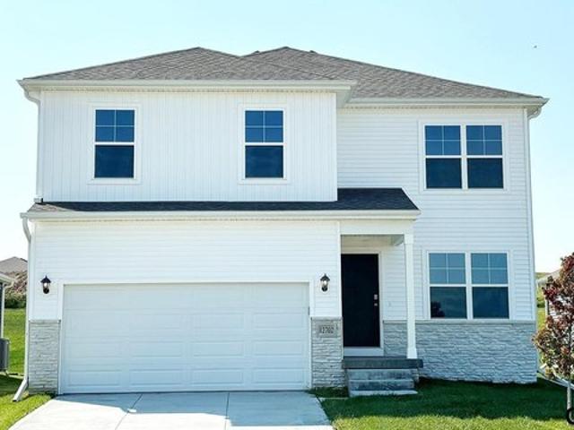 5606 Fenwick St, Bellevue, NE 68133