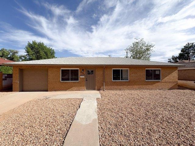5606 Hannett Ave NE, Albuquerque, NM 87110