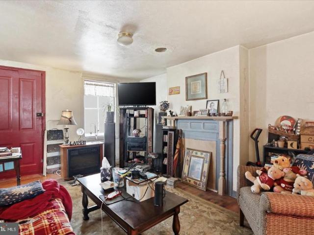 5607 Old National Pike