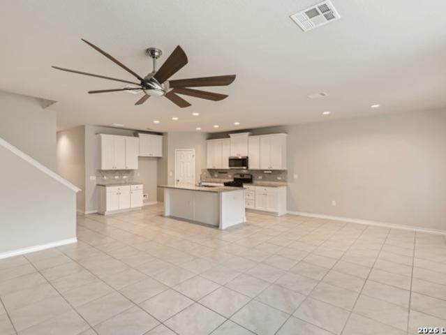 5607 Burr Blf