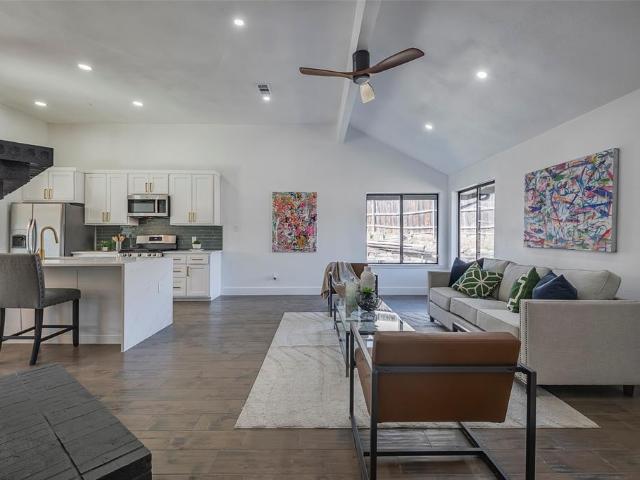 5607 Emrose Circle