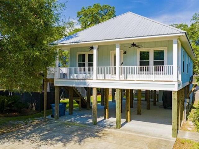 5607 Gulf Ave, Orange Beach, AL 36561
