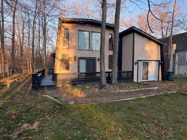 5607 Pembrook Dr, Tobyhanna, PA 18466 | MLS #PM 137125 | Compass