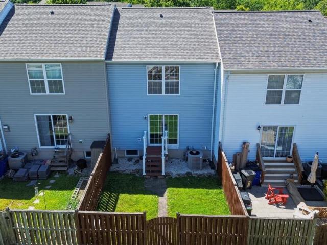 5607 Queen Anne Court
