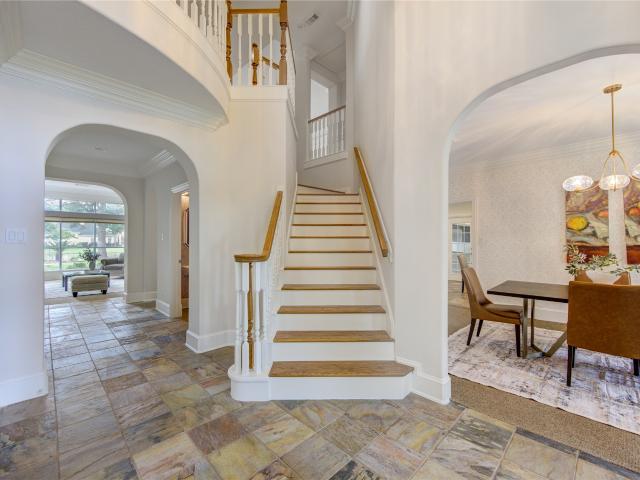 5607 Summer Snow Drive