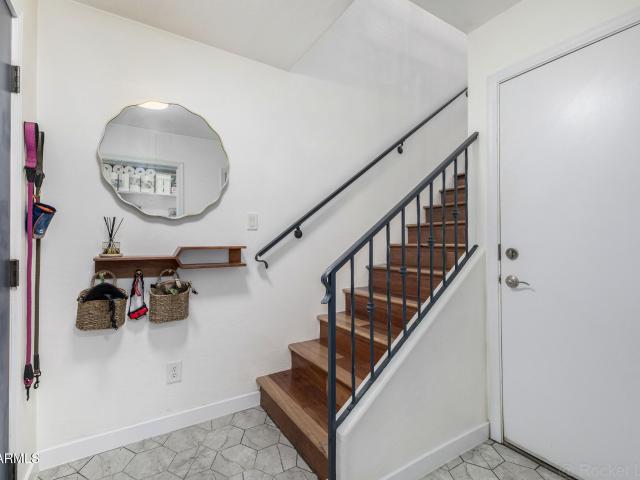 5607 S 21st Pl, Phoenix, AZ 85040 | Compass