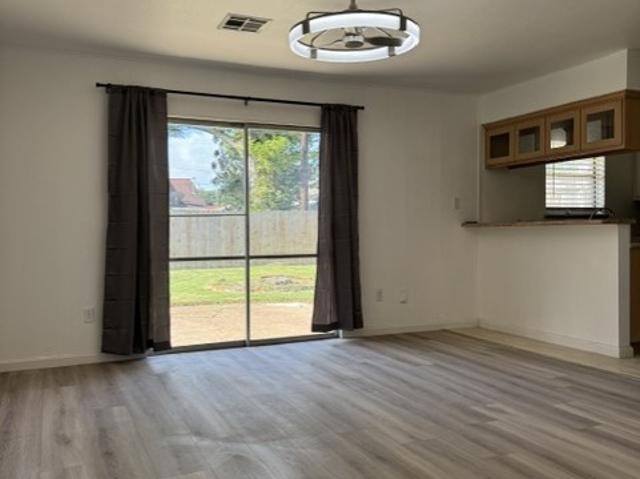 5607 Viking Drive