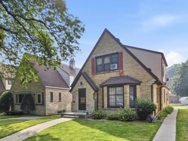 5607 W Philip Pl, Unit 5609