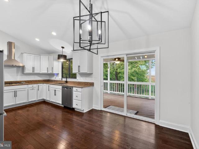 5608 Bimini Court