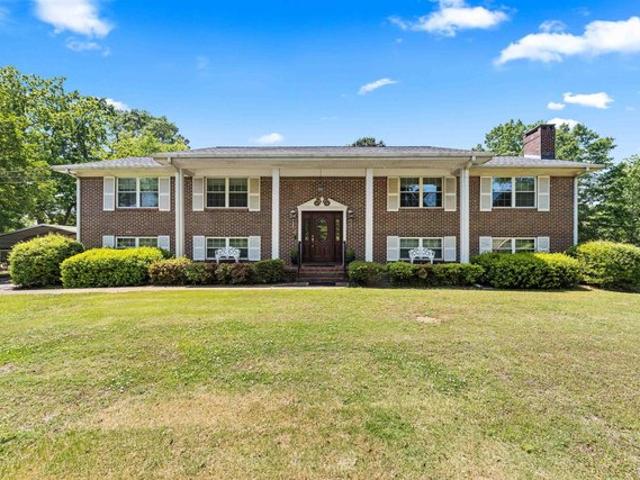 5608 Longview Dr, Adamsville, AL 35005