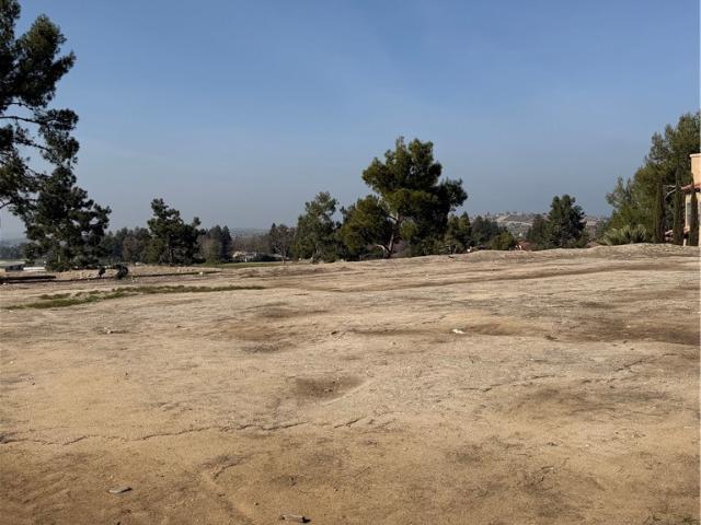 5608 Via Venezia, Bakersfield, CA 93306 | MLS #SR26043 | Compass