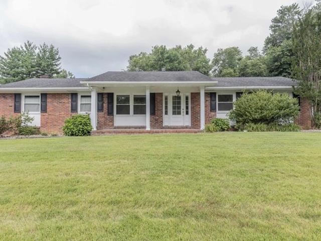 5608 Winston Rd, Evansville, IN 47710