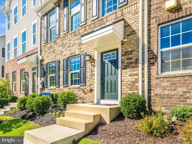 5609 Greenpoint Ln, Upper Marlboro, MD 20772 | MLS #MDPG2193 | Compass