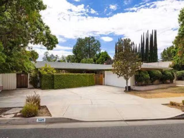 5609 Parkmor Rd, Calabasas, CA 91302 See Est. Value, Schools.