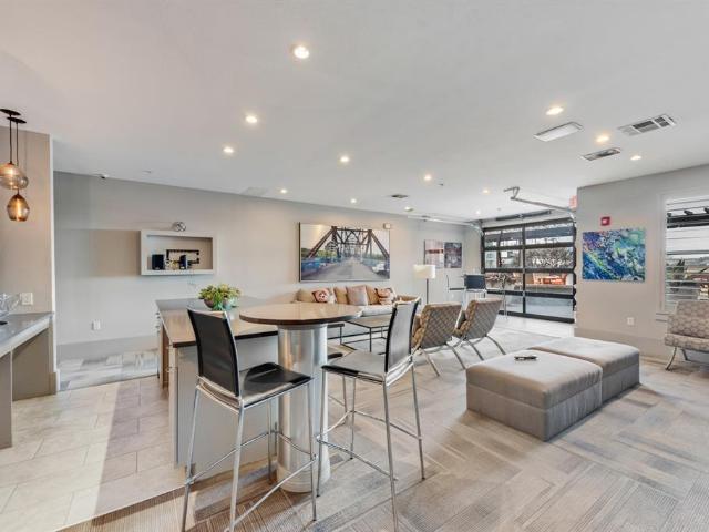 5609 Smu Boulevard # 207