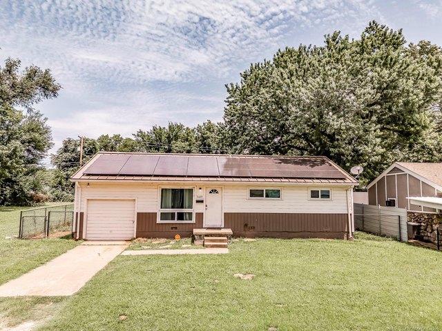 5609 W 3rd St, Tulsa, OK 74127